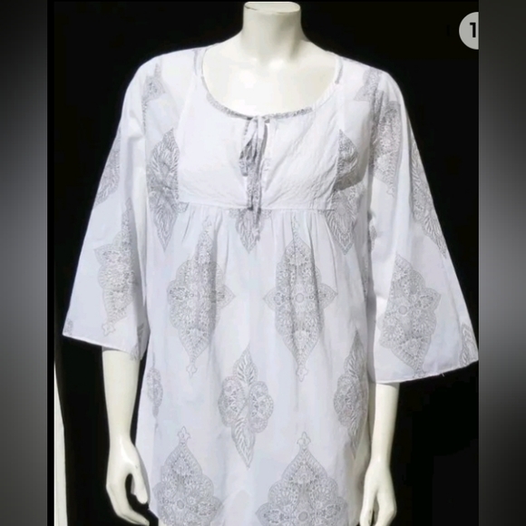 XCVI | Tops | Xcvi Usa White Gray Print Gauzy Cotton Peasant Shirt ...